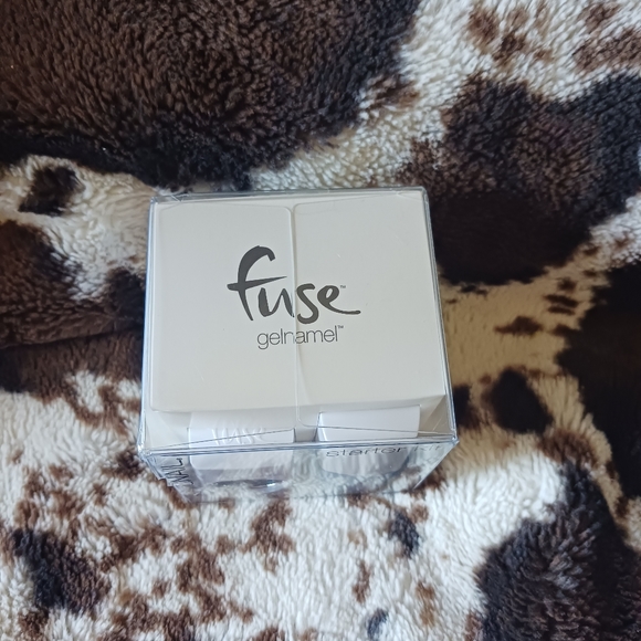 Fuse | Makeup | Nwt Fuse Gel Starter Kit Wled Light | Poshmark